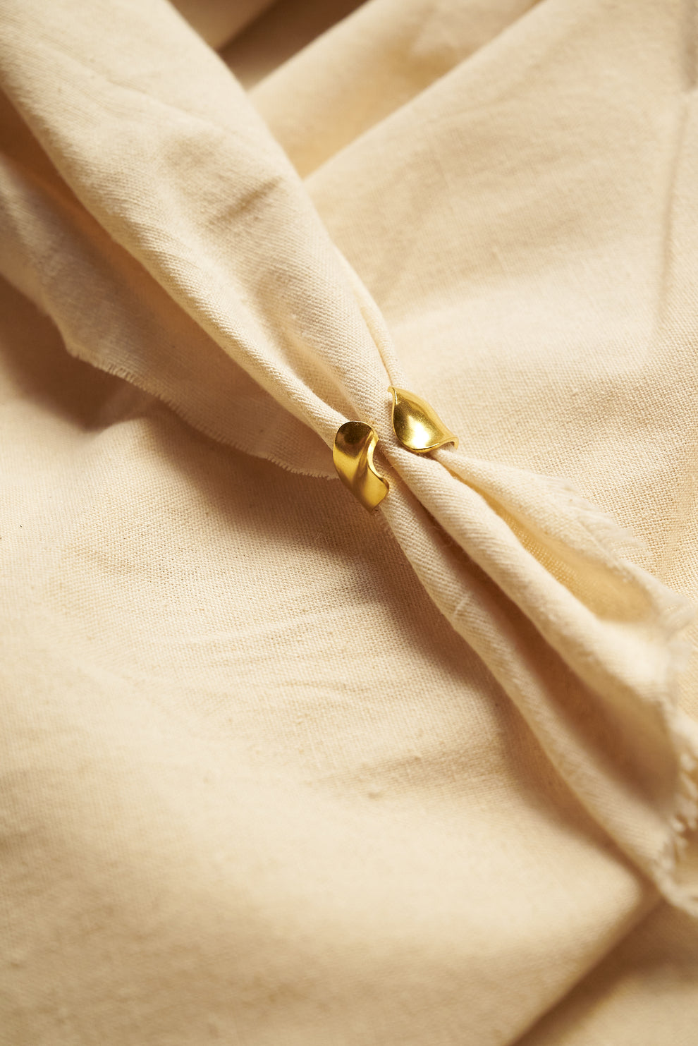 AMANDINE X LES LOOPS UNFOLDED NAPKIN RING – Les Loops